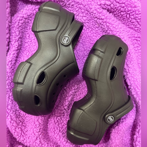 Shoes | Super Cool Chunky Croclike Clogs | Poshmark